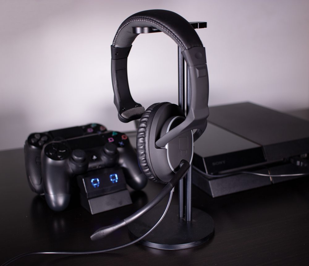 Venom Starts Shipping the new Nighthawk Chat Gaming Headset | Invision ...